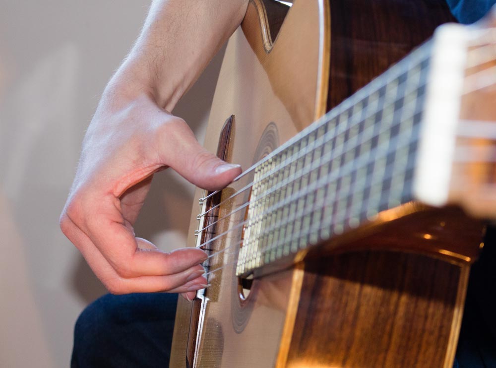 Staccato Technqiue for Classical Guitar