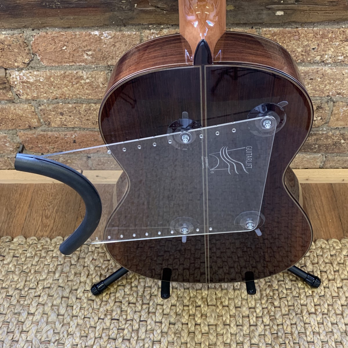 Guitar Support Comparison | Gitano, Ergoplay, Guitarlift and Sagework