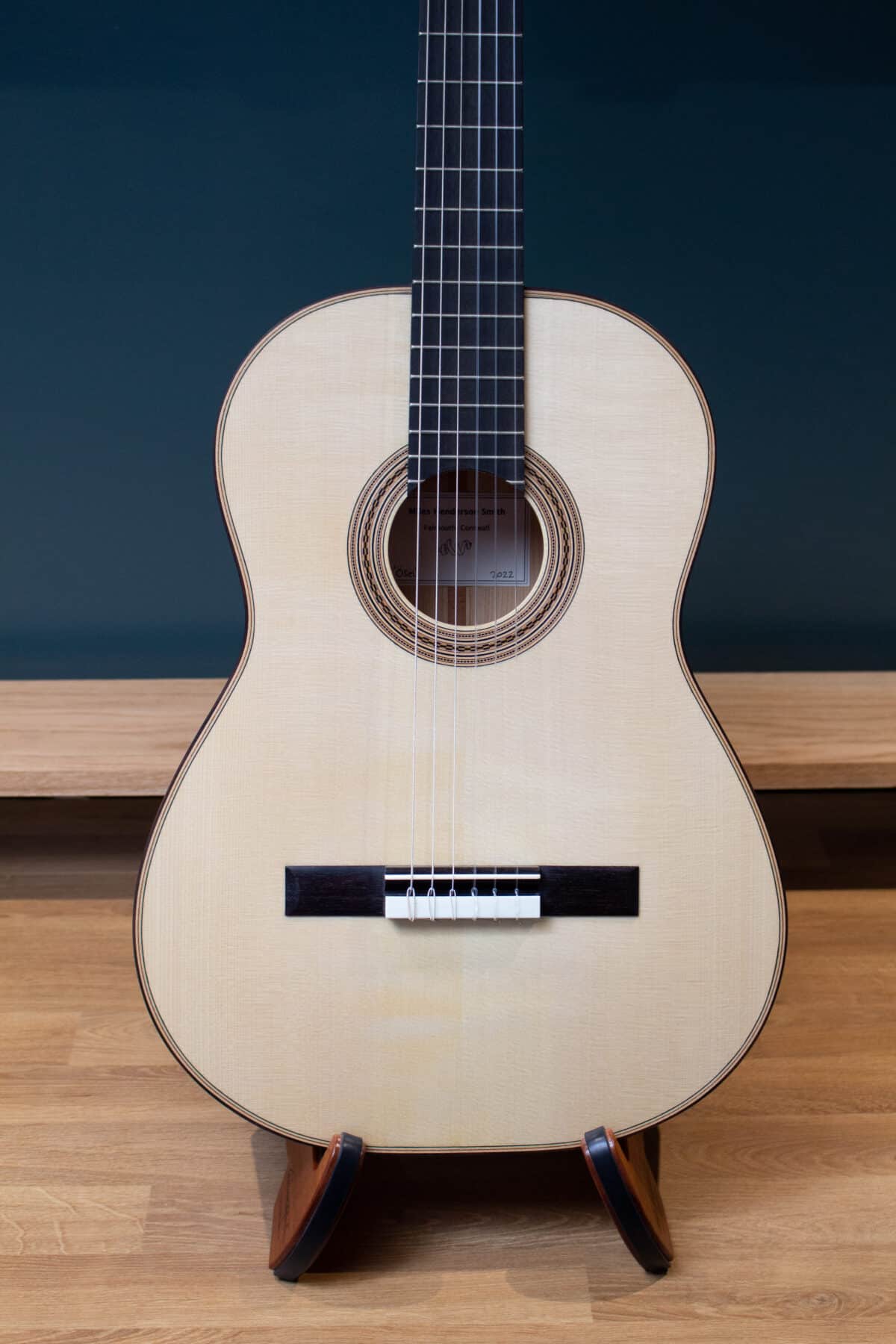 Miles Henderson-Smith 'Osel' - Classical Guitar Academy